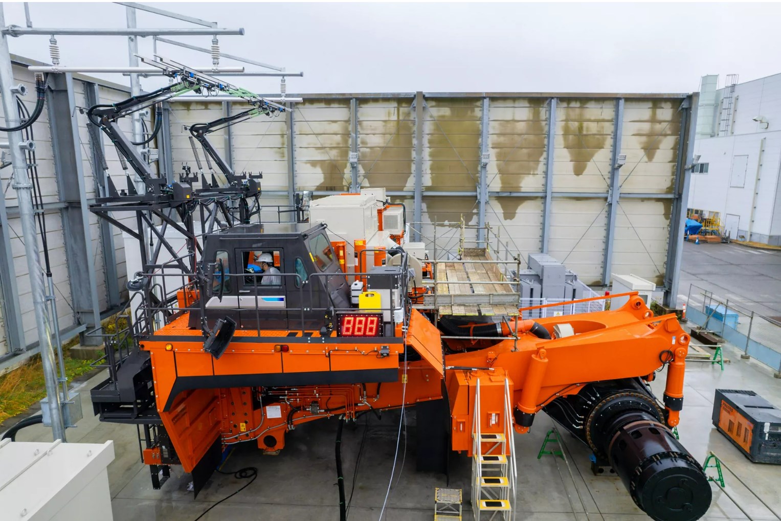 Hitachi Construction completes electric dump truck initial tests ...