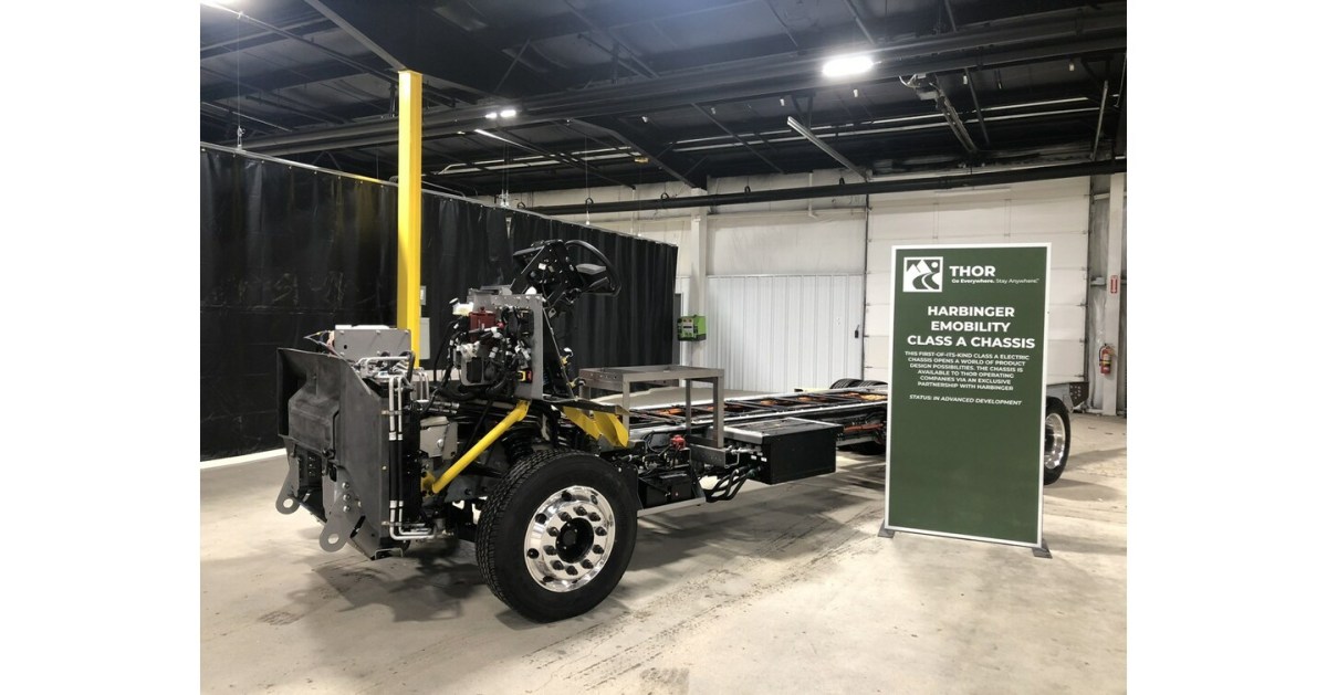 Harbinger delivers first electric chassis to Thor Industries - EV Tech ...